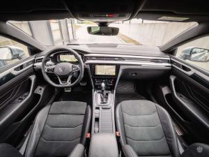 Pelēks Volkswagen Arteon 2022 Kauņa, ar dzinēja tilpumu 1.97 L un nobraukumu 219 tūkst. km par 21450 €, foto 16 vietnē AUTOMOTO.COM.LV