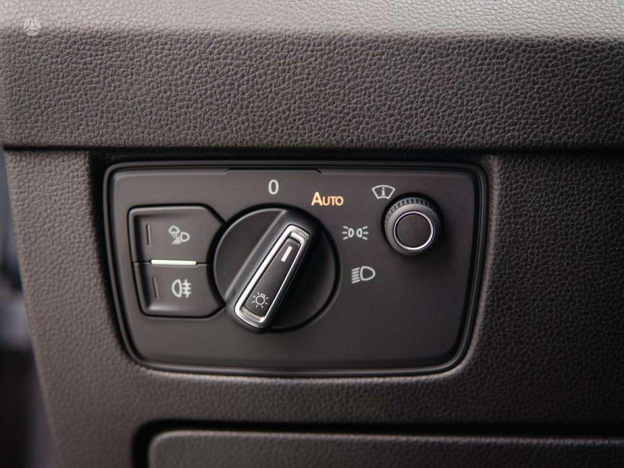 Pelēks Volkswagen Arteon 2022 Kauņa, ar dzinēja tilpumu 1.97 L un nobraukumu 219 tūkst. km par 21450 €, foto 29 vietnē AUTOMOTO.COM.LV