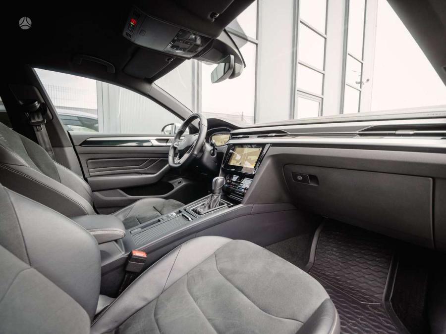 Pelēks Volkswagen Arteon 2022 Kauņa, ar dzinēja tilpumu 1.97 L un nobraukumu 219 tūkst. km par 21450 €, foto 40 vietnē AUTOMOTO.COM.LV
