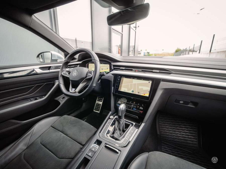 Pelēks Volkswagen Arteon 2022 Kauņa, ar dzinēja tilpumu 1.97 L un nobraukumu 219 tūkst. km par 21450 €, foto 41 vietnē AUTOMOTO.COM.LV