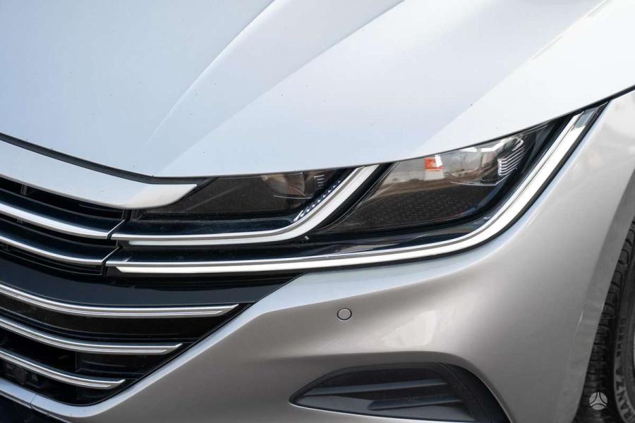 Pelēks Volkswagen Arteon 2022 Viļņa, ar dzinēja tilpumu 1.97 L un nobraukumu 185 tūkst. km par 21700 €, foto 9 vietnē AUTOMOTO.COM.LV
