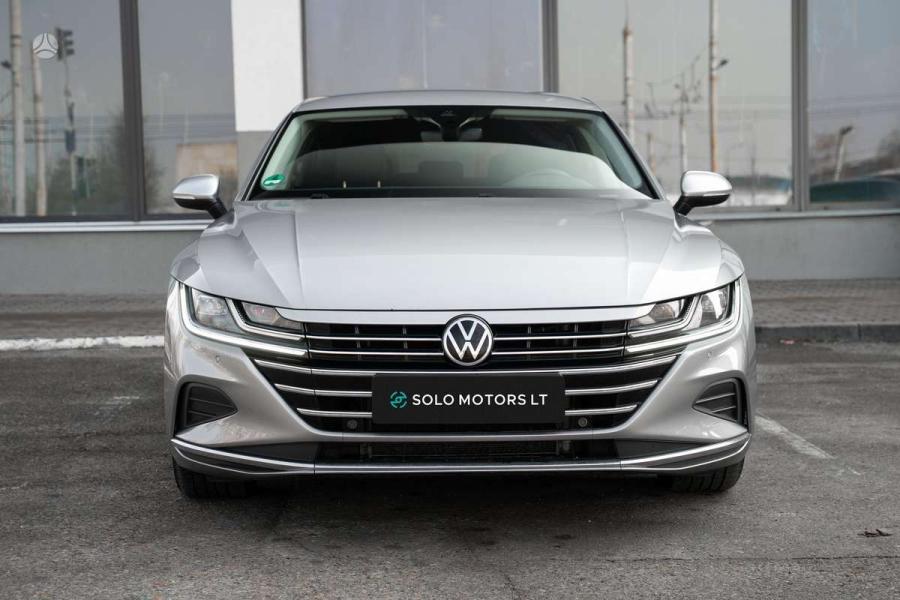 Pelēks Volkswagen Arteon 2022 Viļņa, ar dzinēja tilpumu 1.97 L un nobraukumu 185 tūkst. km par 21700 €, foto 10 vietnē AUTOMOTO.COM.LV