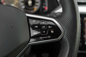 Pelēks Volkswagen Arteon 2022 Viļņa, ar dzinēja tilpumu 1.97 L un nobraukumu 185 tūkst. km par 21700 €, foto 20 vietnē AUTOMOTO.COM.LV