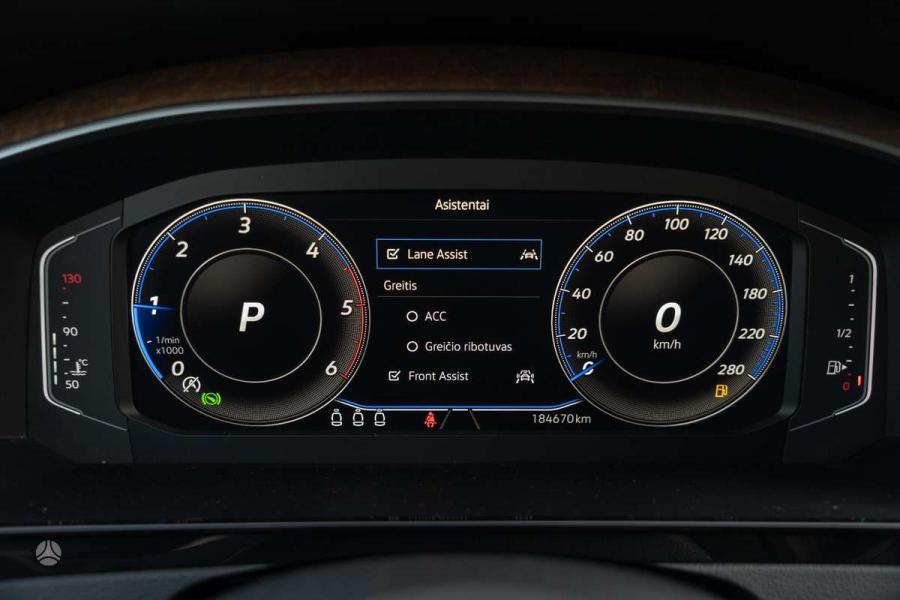 Pelēks Volkswagen Arteon 2022 Viļņa, ar dzinēja tilpumu 1.97 L un nobraukumu 185 tūkst. km par 21700 €, foto 22 vietnē AUTOMOTO.COM.LV