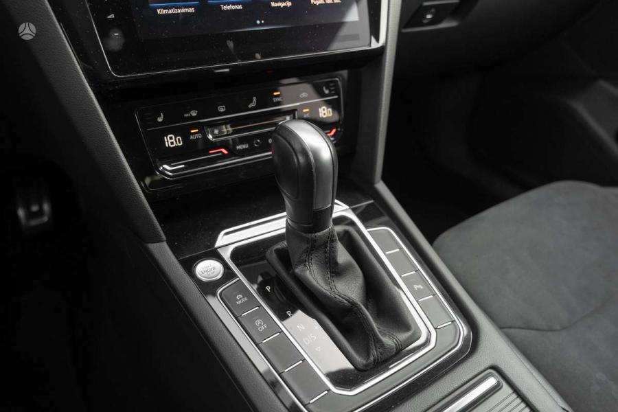 Pelēks Volkswagen Arteon 2022 Viļņa, ar dzinēja tilpumu 1.97 L un nobraukumu 185 tūkst. km par 21700 €, foto 29 vietnē AUTOMOTO.COM.LV