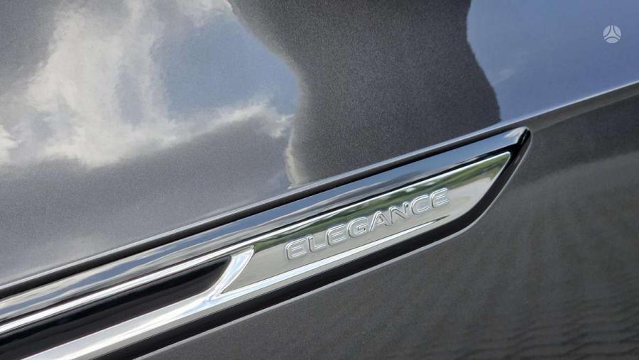 Pelēks Volkswagen Arteon 2022 Marijampole, ar dzinēja tilpumu 1.40 L un nobraukumu 124 tūkst. km par 19999 €, foto 4 vietnē AUTOMOTO.COM.LV