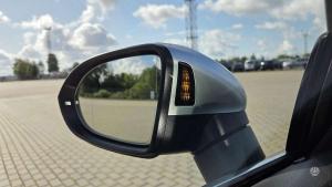 Pelēks Volkswagen Arteon 2022 Marijampole, ar dzinēja tilpumu 1.40 L un nobraukumu 124 tūkst. km par 19999 €, foto 6 vietnē AUTOMOTO.COM.LV
