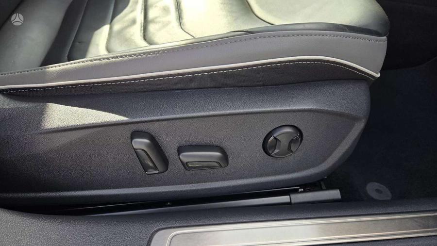 Pelēks Volkswagen Arteon 2022 Marijampole, ar dzinēja tilpumu 1.40 L un nobraukumu 124 tūkst. km par 19999 €, foto 16 vietnē AUTOMOTO.COM.LV
