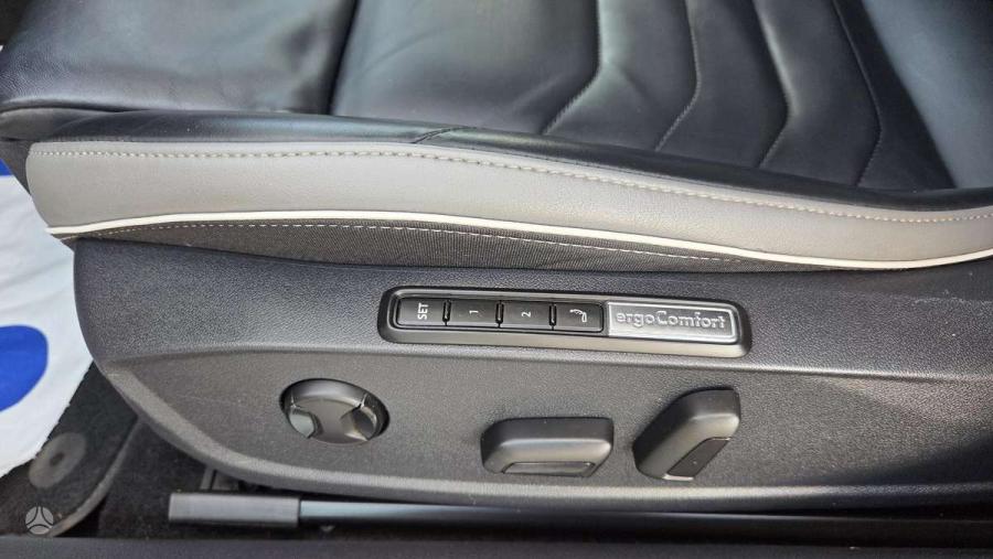 Pelēks Volkswagen Arteon 2022 Marijampole, ar dzinēja tilpumu 1.40 L un nobraukumu 124 tūkst. km par 19999 €, foto 26 vietnē AUTOMOTO.COM.LV
