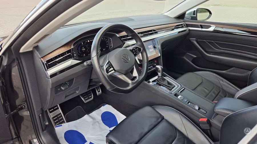 Pelēks Volkswagen Arteon 2022 Marijampole, ar dzinēja tilpumu 1.40 L un nobraukumu 124 tūkst. km par 19999 €, foto 28 vietnē AUTOMOTO.COM.LV
