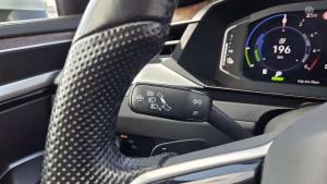 Pelēks Volkswagen Arteon 2022 Marijampole, ar dzinēja tilpumu 1.40 L un nobraukumu 124 tūkst. km par 19999 €, foto 32 vietnē AUTOMOTO.COM.LV