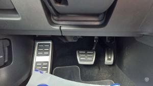 Pelēks Volkswagen Arteon 2022 Marijampole, ar dzinēja tilpumu 1.40 L un nobraukumu 124 tūkst. km par 19999 €, foto 33 vietnē AUTOMOTO.COM.LV