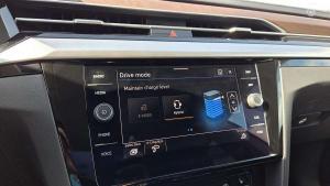 Pelēks Volkswagen Arteon 2022 Marijampole, ar dzinēja tilpumu 1.40 L un nobraukumu 124 tūkst. km par 19999 €, foto 38 vietnē AUTOMOTO.COM.LV