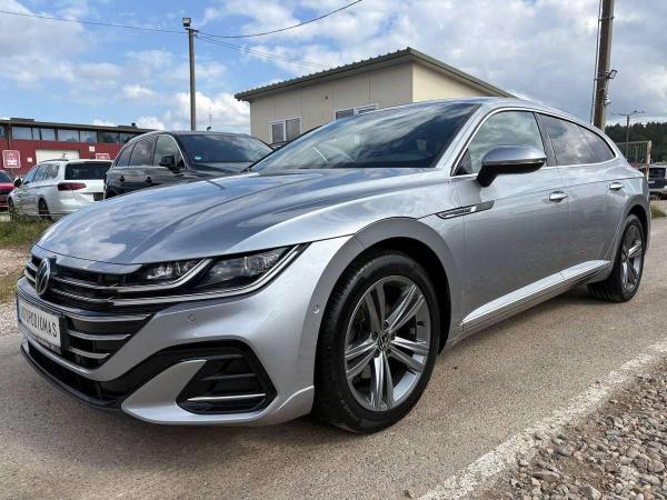 Volkswagen Arteon 2022 in Vilnius on AUTOMOTO.COM.LV Grey Volkswagen Arteon 2022 in Vilnius, with an engine capacity of 1.40 L and mileage of 152 thousand km for 20990 €, photo 1 on AUTOMOTO.COM.LV