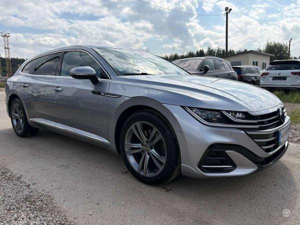Volkswagen Arteon 2022 in Vilnius on AUTOMOTO.COM.LV Grey Volkswagen Arteon 2022 in Vilnius, with an engine capacity of 1.40 L and mileage of 152 thousand km for 20990 €, photo 3 on AUTOMOTO.COM.LV
