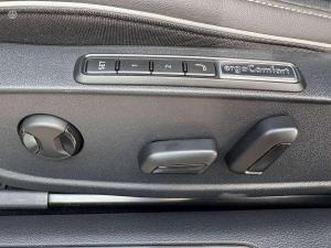 Grey Volkswagen Arteon 2022 in Vilnius, with an engine capacity of 1.40 L and mileage of 152 thousand km for 20990 €, photo 15 on AUTOMOTO.COM.LV