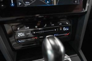 Grey Volkswagen Arteon 2022 in Vilnius, with an engine capacity of 1.40 L and mileage of 138 thousand km for 24000 €, photo 20 on AUTOMOTO.COM.LV