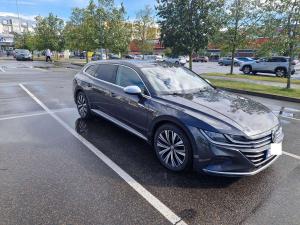 Grey Volkswagen Arteon 2022 in Vilnius, with an engine capacity of 2.00 L and mileage of 146 thousand km for 29500 €, photo 6 on AUTOMOTO.COM.LV