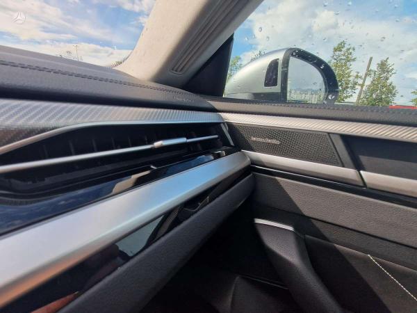 Grey Volkswagen Arteon 2022 in Vilnius, with an engine capacity of 2.00 L and mileage of 146 thousand km for 29500 €, photo 11 on AUTOMOTO.COM.LV
