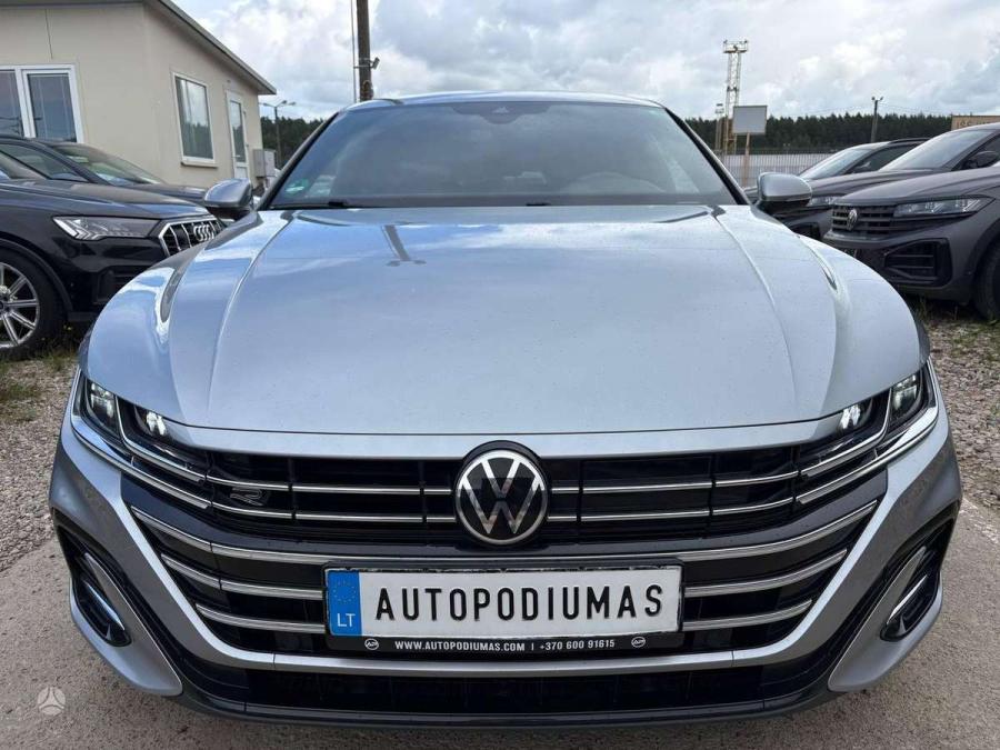 Pelēks Volkswagen Arteon 2022 Viļņa, ar dzinēja tilpumu 1.40 L un nobraukumu 152 tūkst. km par 20700 €, foto 5 vietnē AUTOMOTO.COM.LV
