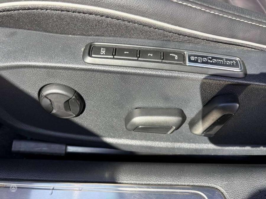 Pelēks Volkswagen Arteon 2022 Viļņa, ar dzinēja tilpumu 1.40 L un nobraukumu 152 tūkst. km par 20700 €, foto 13 vietnē AUTOMOTO.COM.LV