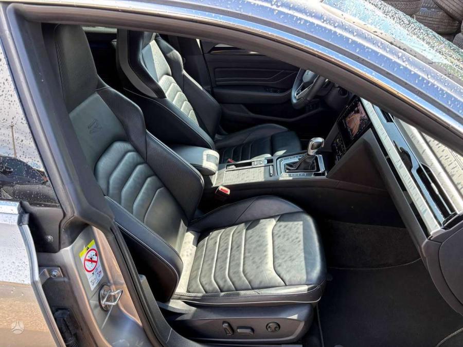Pelēks Volkswagen Arteon 2022 Viļņa, ar dzinēja tilpumu 1.40 L un nobraukumu 152 tūkst. km par 20700 €, foto 16 vietnē AUTOMOTO.COM.LV