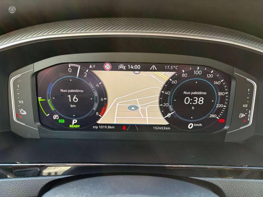 Pelēks Volkswagen Arteon 2022 Viļņa, ar dzinēja tilpumu 1.40 L un nobraukumu 152 tūkst. km par 20700 €, foto 21 vietnē AUTOMOTO.COM.LV