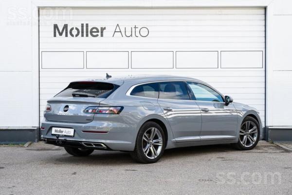 Volkswagen Arteon 2022 in Riga on AUTOMOTO.COM.LV Grey Volkswagen Arteon 2022 in Riga, with an engine capacity of 2.00 L and mileage of 118 thousand km for 27950 €, photo 4 on AUTOMOTO.COM.LV