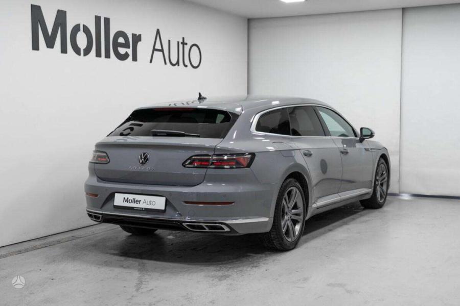 Grey Volkswagen Arteon 2023 in Vilnius, with an engine capacity of 2.00 L and mileage of 145 thousand km for 26900 €, photo 4 on AUTOMOTO.COM.LV