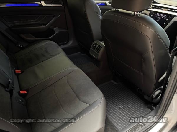Pelēks Volkswagen Arteon 2023 Viljandi, ar dzinēja tilpumu 2.00 L un nobraukumu 42 tūkst. km par 33490 €, foto 11 vietnē AUTOMOTO.COM.LV