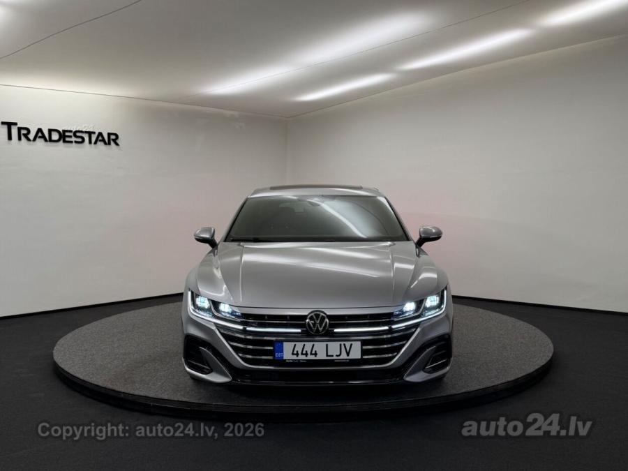 Pelēks Volkswagen Arteon 2023 Pērnava, ar dzinēja tilpumu 2.00 L un nobraukumu 139 tūkst. km par 26900 €, foto 2 vietnē AUTOMOTO.COM.LV