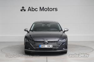 Pelēks Volkswagen Arteon 2023 Tallina, ar dzinēja tilpumu 2.00 L un nobraukumu 99 tūkst. km par 28990 €, foto 3 vietnē AUTOMOTO.COM.LV