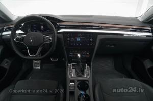 Pelēks Volkswagen Arteon 2023 Tallina, ar dzinēja tilpumu 2.00 L un nobraukumu 99 tūkst. km par 28990 €, foto 8 vietnē AUTOMOTO.COM.LV
