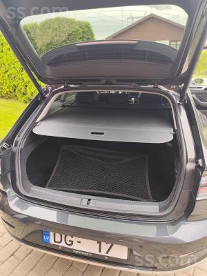 Pelēks Volkswagen Arteon 2023 Rīga, ar dzinēja tilpumu 2.00 L un nobraukumu 46 tūkst. km par 27300 €, foto 8 vietnē AUTOMOTO.COM.LV