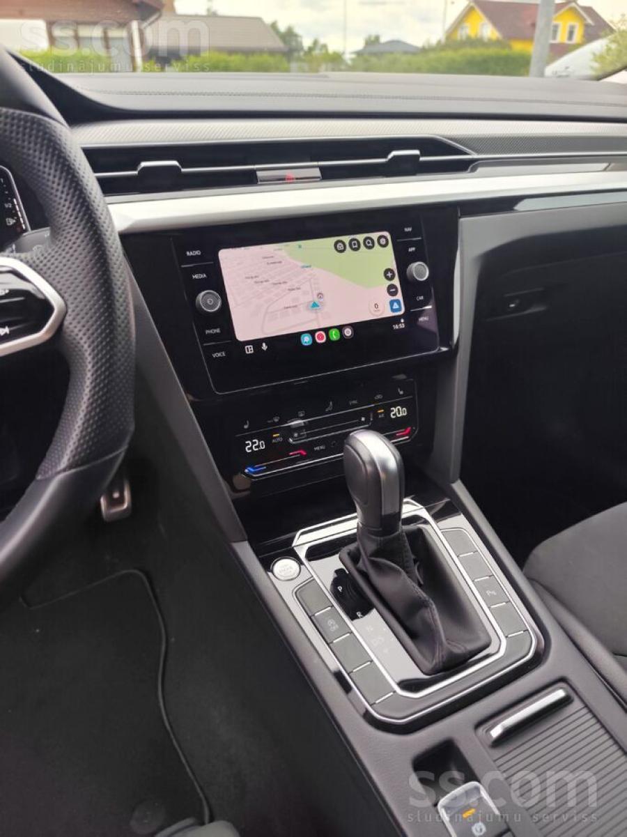 Pelēks Volkswagen Arteon 2023 Rīga, ar dzinēja tilpumu 2.00 L un nobraukumu 46 tūkst. km par 27300 €, foto 9 vietnē AUTOMOTO.COM.LV