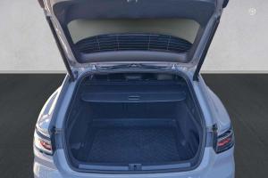 Grey Volkswagen Arteon 2023 in Klaipeda, with an engine capacity of 1.98 L and mileage of 53 thousand km for 28550 €, photo 8 on AUTOMOTO.COM.LV