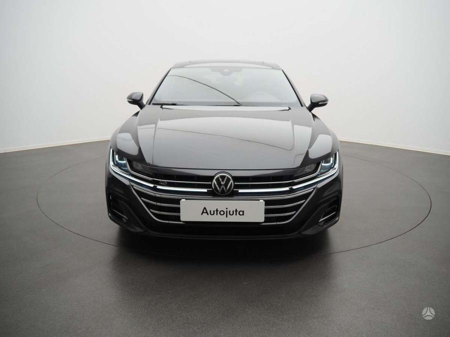 Grey Volkswagen Arteon 2023 in Vilnius, with an engine capacity of 1.97 L and mileage of 176 thousand km for 24800 €, photo 3 on AUTOMOTO.COM.LV