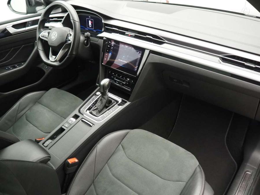 Grey Volkswagen Arteon 2023 in Vilnius, with an engine capacity of 1.97 L and mileage of 176 thousand km for 24800 €, photo 12 on AUTOMOTO.COM.LV