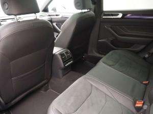 Grey Volkswagen Arteon 2023 in Vilnius, with an engine capacity of 1.97 L and mileage of 176 thousand km for 24800 €, photo 16 on AUTOMOTO.COM.LV