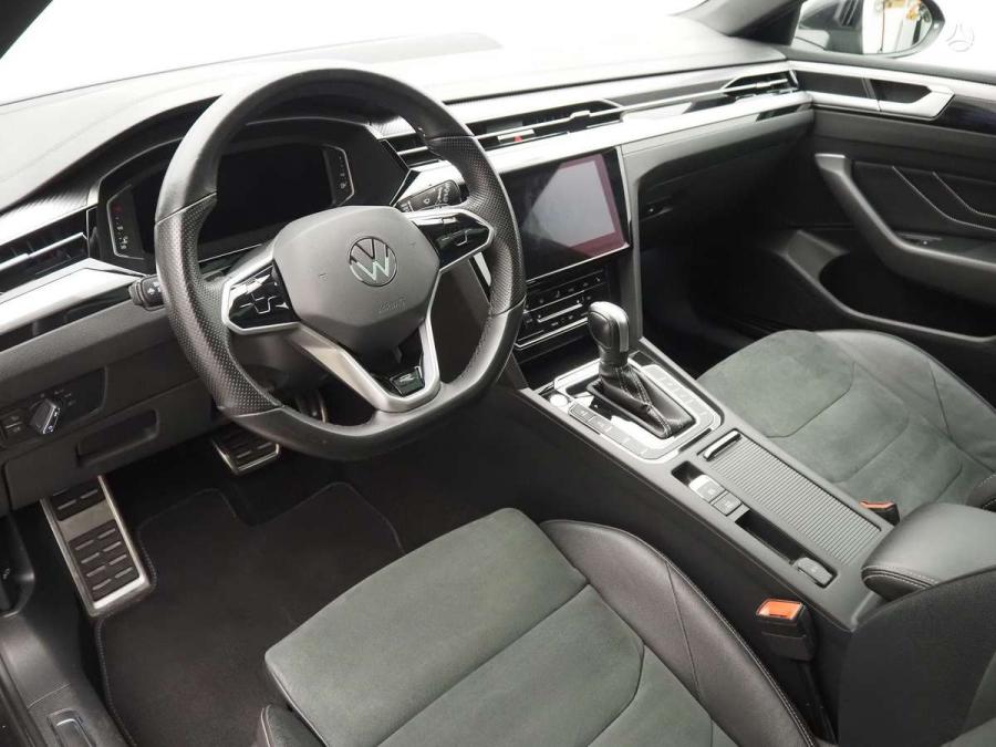 Grey Volkswagen Arteon 2023 in Vilnius, with an engine capacity of 1.97 L and mileage of 176 thousand km for 24800 €, photo 23 on AUTOMOTO.COM.LV