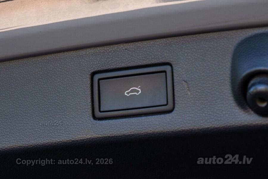 Pelēks Volkswagen Arteon 2023 Rīga, ar dzinēja tilpumu 2.00 L un nobraukumu 147 tūkst. km par 25569 €, foto 20 vietnē AUTOMOTO.COM.LV