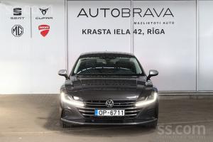 Серый Фольксваген Артеон 2023 в Рига, объемом двигателя 2.00 л и пробегом 48 тыс. км за 26900 €, фото 3 на AUTOMOTO.COM.LV