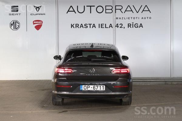 Pelēks Volkswagen Arteon 2023 Rīga, ar dzinēja tilpumu 2.00 L un nobraukumu 48 tūkst. km par 26900 €, foto 7 vietnē AUTOMOTO.COM.LV