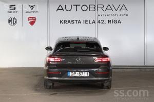Серый Фольксваген Артеон 2023 в Рига, объемом двигателя 2.00 л и пробегом 48 тыс. км за 26900 €, фото 8 на AUTOMOTO.COM.LV