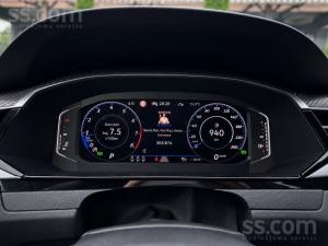 Grey Volkswagen Arteon 2023 in Riga, with an engine capacity of 2.00 L and mileage of 138 thousand km for 28900 €, photo 10 on AUTOMOTO.COM.LV