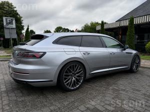 Grey Volkswagen Arteon 2023 in Riga, with an engine capacity of 2.00 L and mileage of 138 thousand km for 28900 €, photo 12 on AUTOMOTO.COM.LV