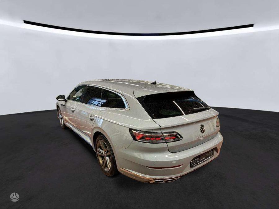 Pelēks Volkswagen Arteon 2023 Viļņa, ar dzinēja tilpumu 1.97 L un nobraukumu 160 tūkst. km par 24800 €, foto 5 vietnē AUTOMOTO.COM.LV