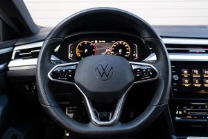 Grey Volkswagen Arteon 2023 in Jelgava, with an engine capacity of 2.00 L and mileage of 129 thousand km for 30450 €, photo 19 on AUTOMOTO.COM.LV