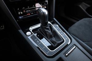 Grey Volkswagen Arteon 2023 in Jelgava, with an engine capacity of 2.00 L and mileage of 129 thousand km for 30450 €, photo 27 on AUTOMOTO.COM.LV