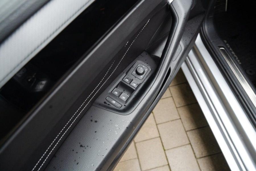 Pelēks Volkswagen Arteon 2023 Mārupe, ar dzinēja tilpumu 2.00 L un nobraukumu 84 tūkst. km par 28950 €, foto 9 vietnē AUTOMOTO.COM.LV